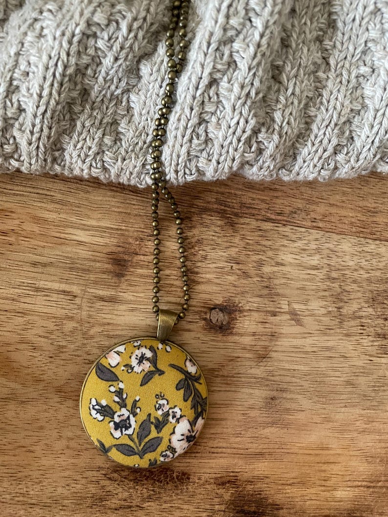 Floral Button Necklaces-9 Design Options-the Littlest of Details-a ...