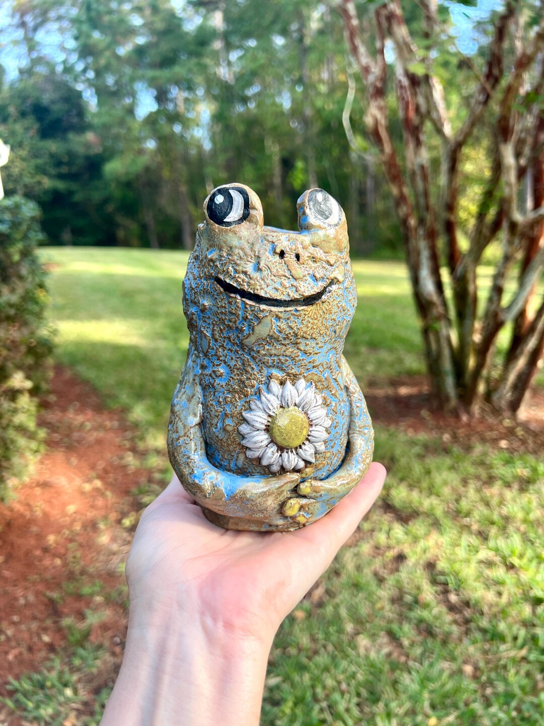OAK Handmade Ceramic Frog Vase Whimsical Frog Pottery With Daisy Flower ...