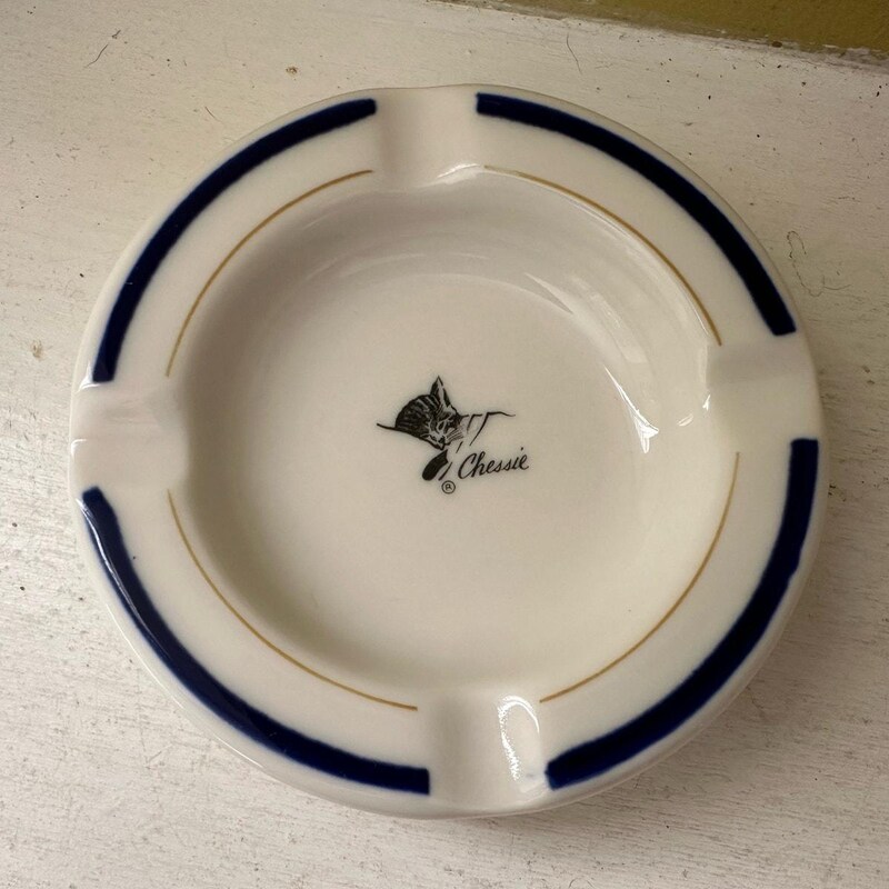 Chessie Cat - Etsy