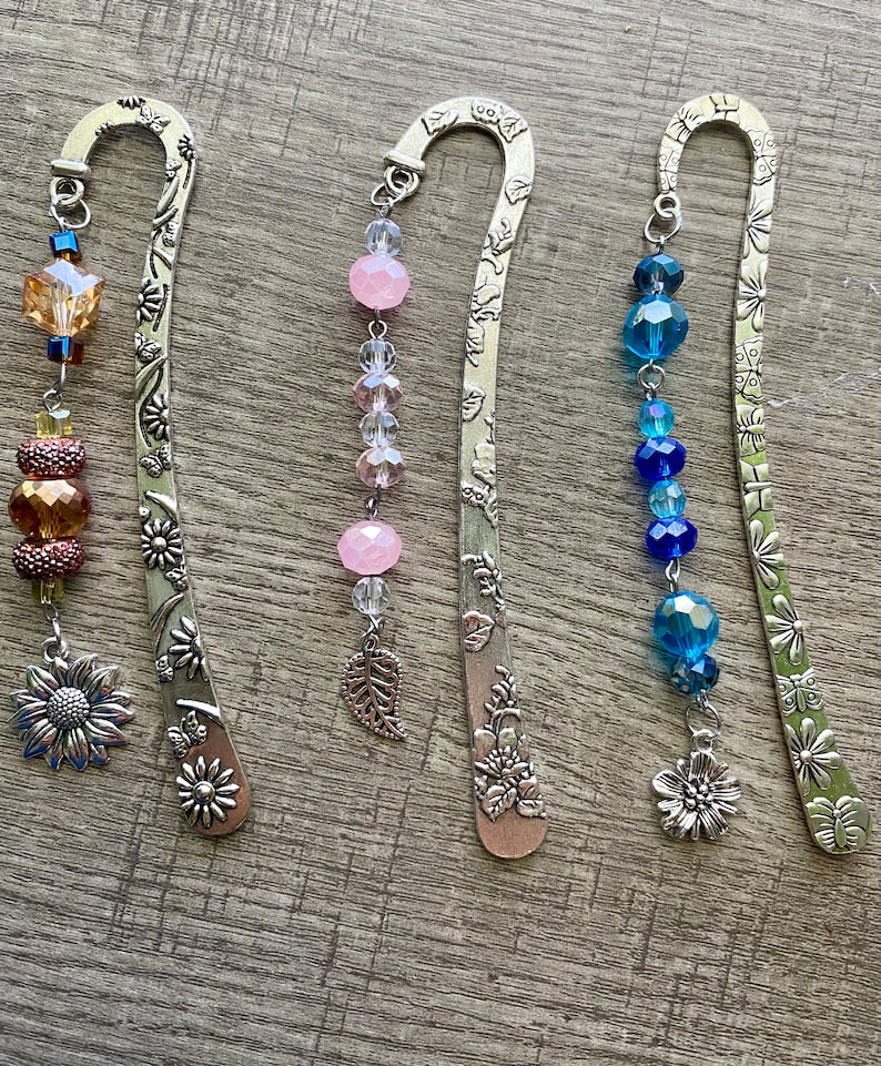 Beaded Hooked Metal Flower Bookmark - Etsy