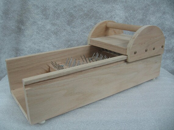 Mini Bench Wool Picker - Etsy