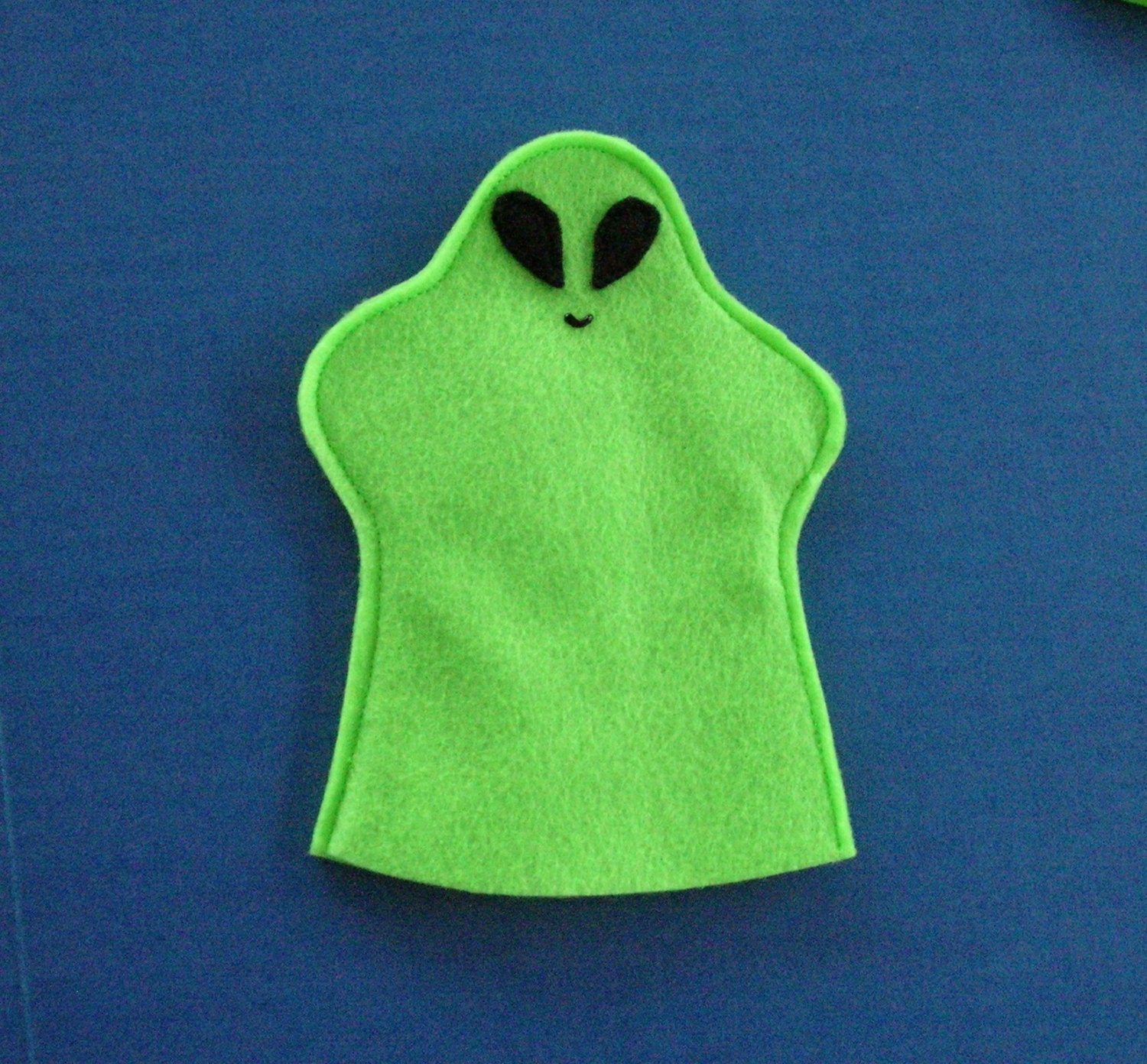 Green Alien Hand Puppet / Felt Alien Puppet / Outer Space - Etsy.de