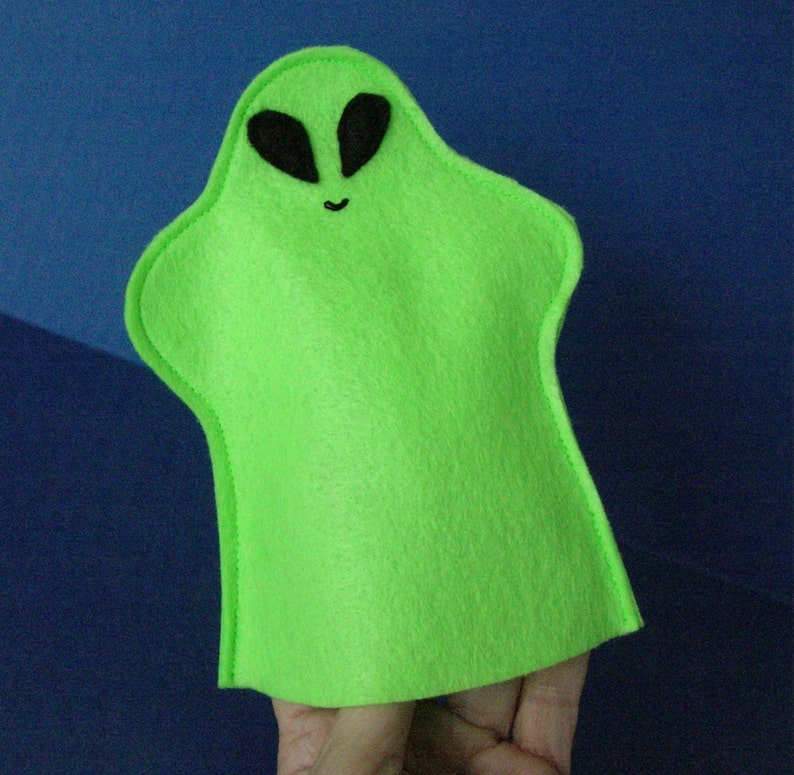 Green Alien Hand Puppet / Felt Alien Puppet / Outer Space - Etsy