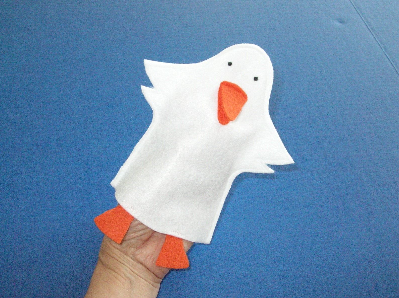 Duck Felt Hand Puppet / Duckling Puppet / Birthday Party Favors - Etsy