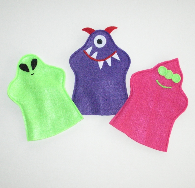 Green Alien Hand Puppet / Felt Alien Puppet / Outer Space - Etsy