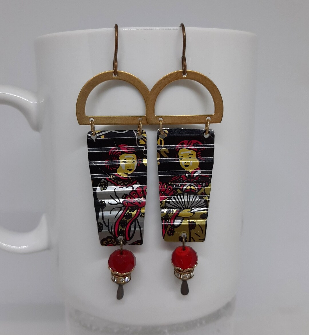 Geisha - Vintage Oriental Asian Geisha Girls Restored Tea Tin Red Black ...