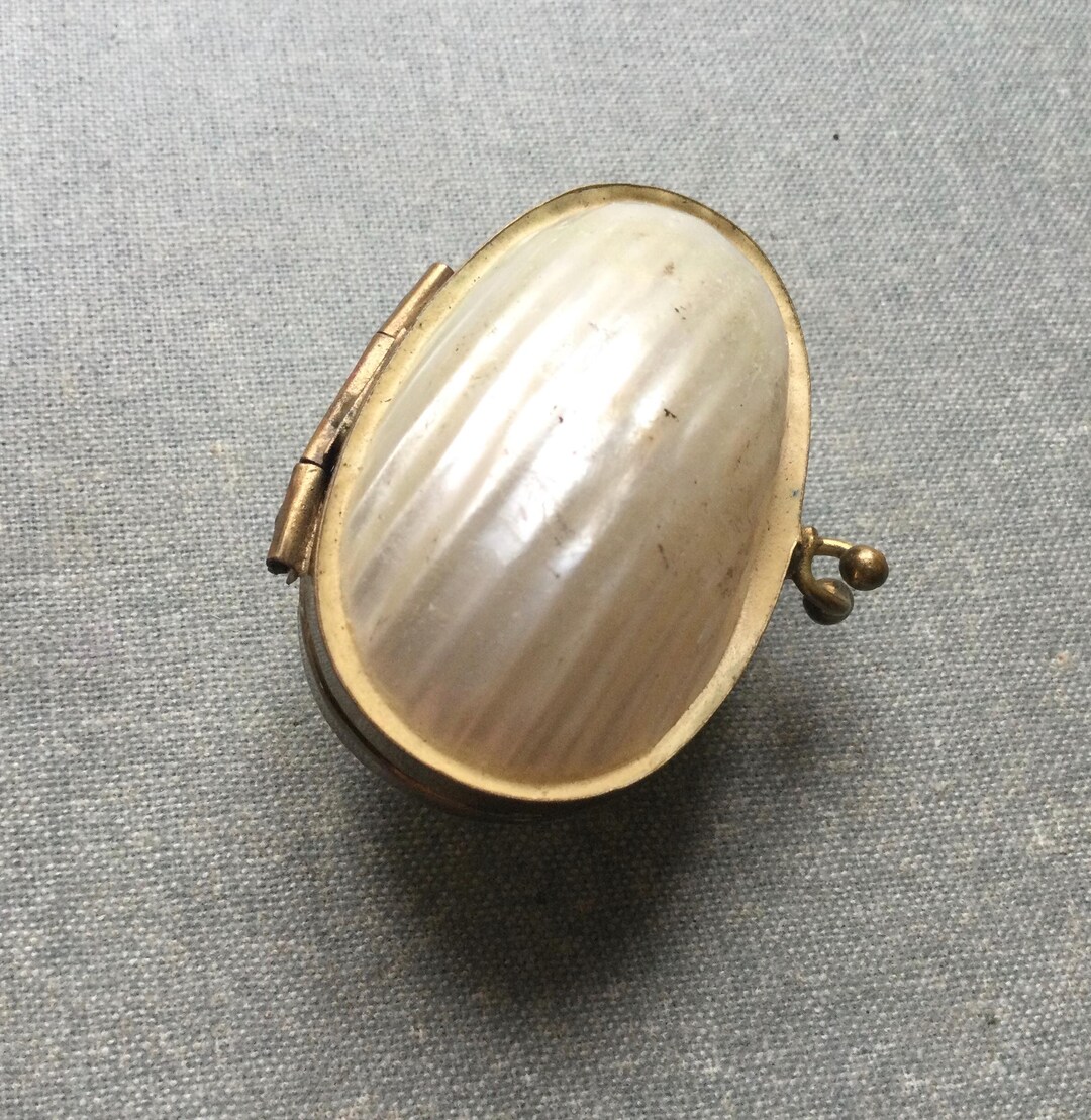 Antique French Victorian Mother of Pearl EGG Pill Box /snuff Box ...