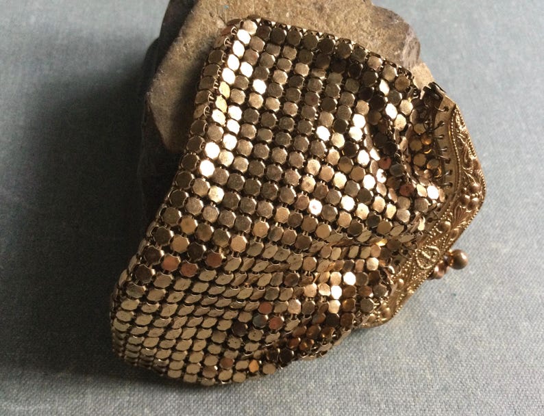 French Gold Mesh Coin Purse Vintage 1920-30s With Kiss-lock Closure ...