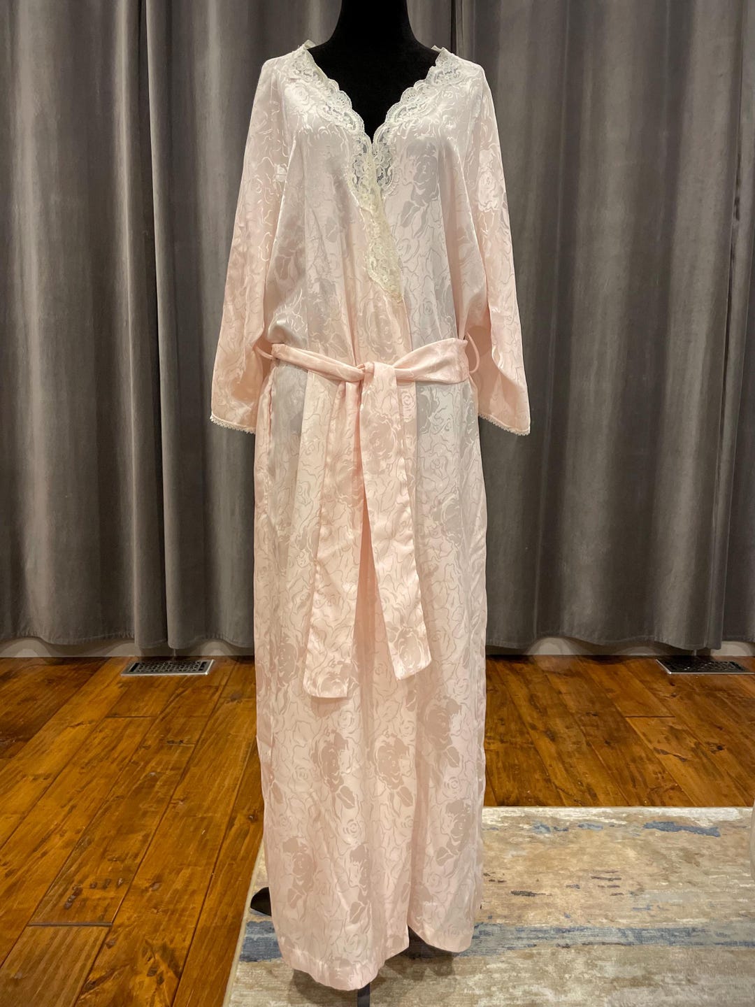 Vintage Peach Floral Satin Robe: 1990’s Lingerie - Etsy