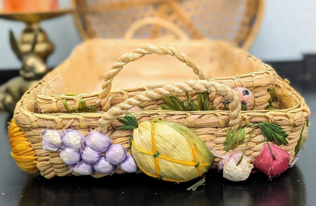 Pair of Vintage Raffia Casserole Trays Baskets Fruits and Vegetables - Etsy