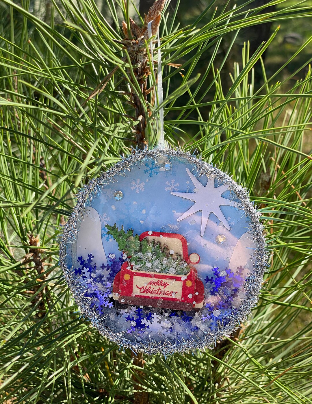 Upcycled Christmas Ornament: Diorama Truck With Tree, Snowflakes - Etsy