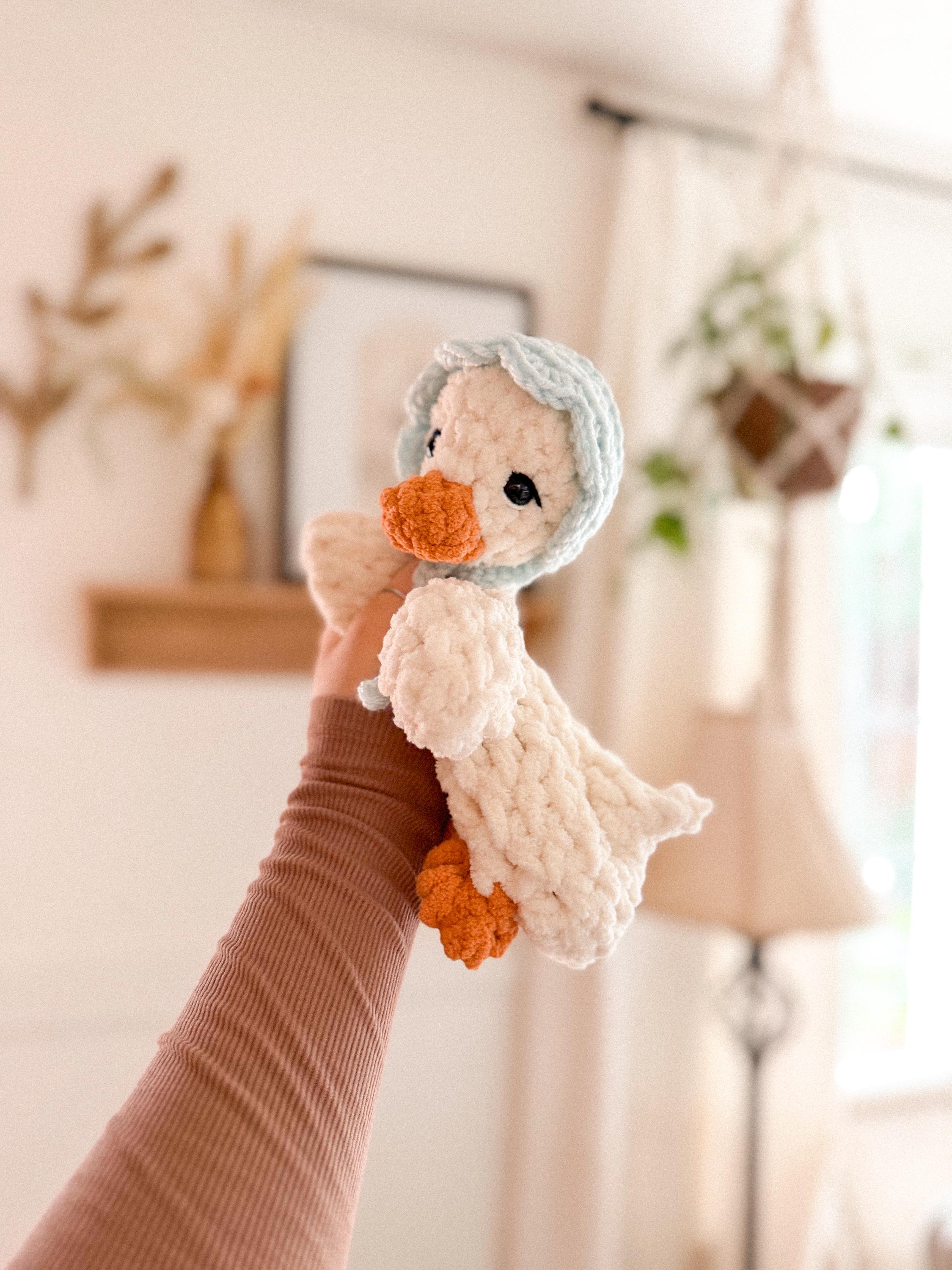 Dolly the Gosling Crochet Pattern | NO SEW Crochet Pattern | Cute ...