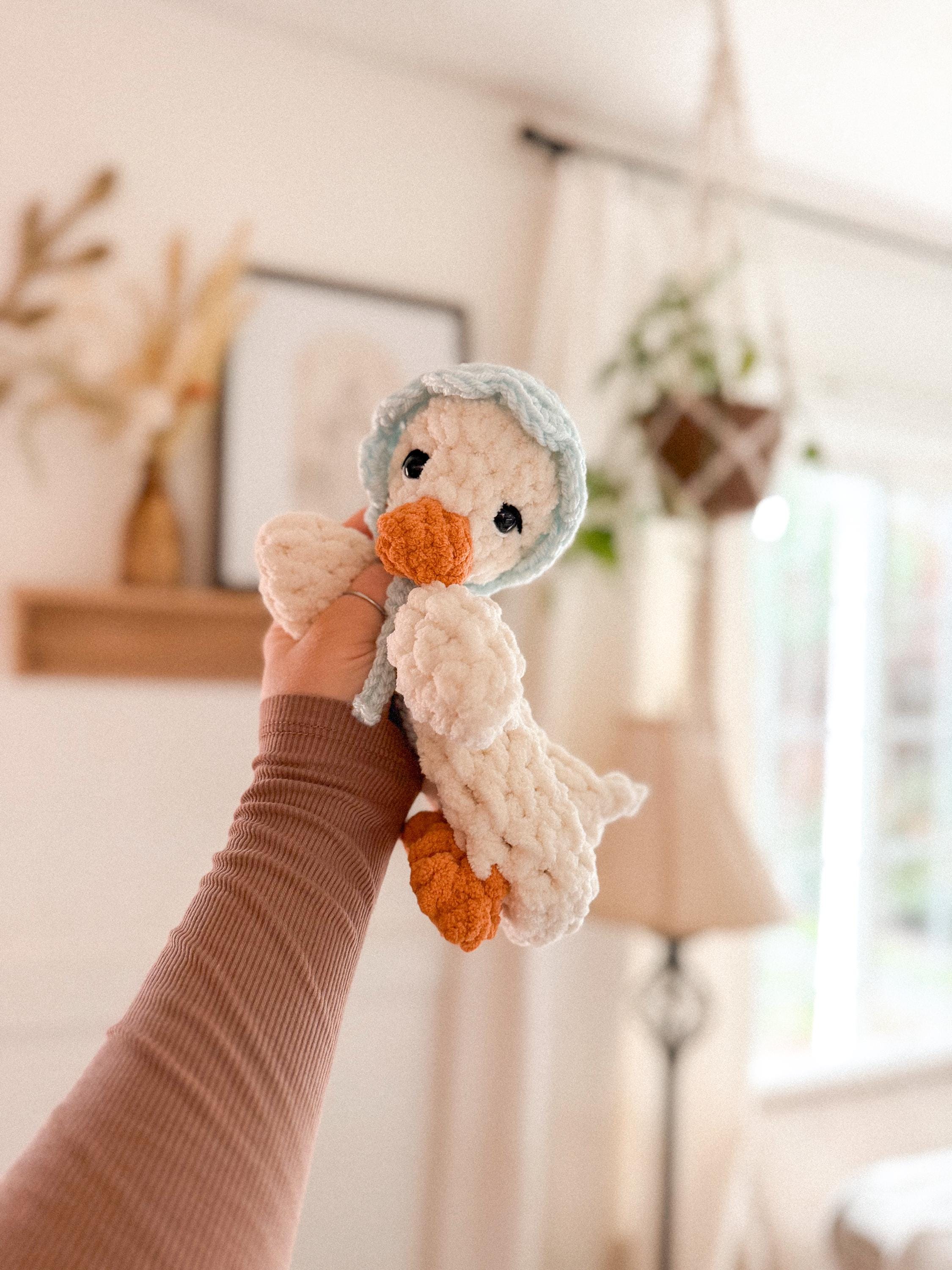 Dolly the Gosling Crochet Pattern | NO SEW Crochet Pattern | Cute ...