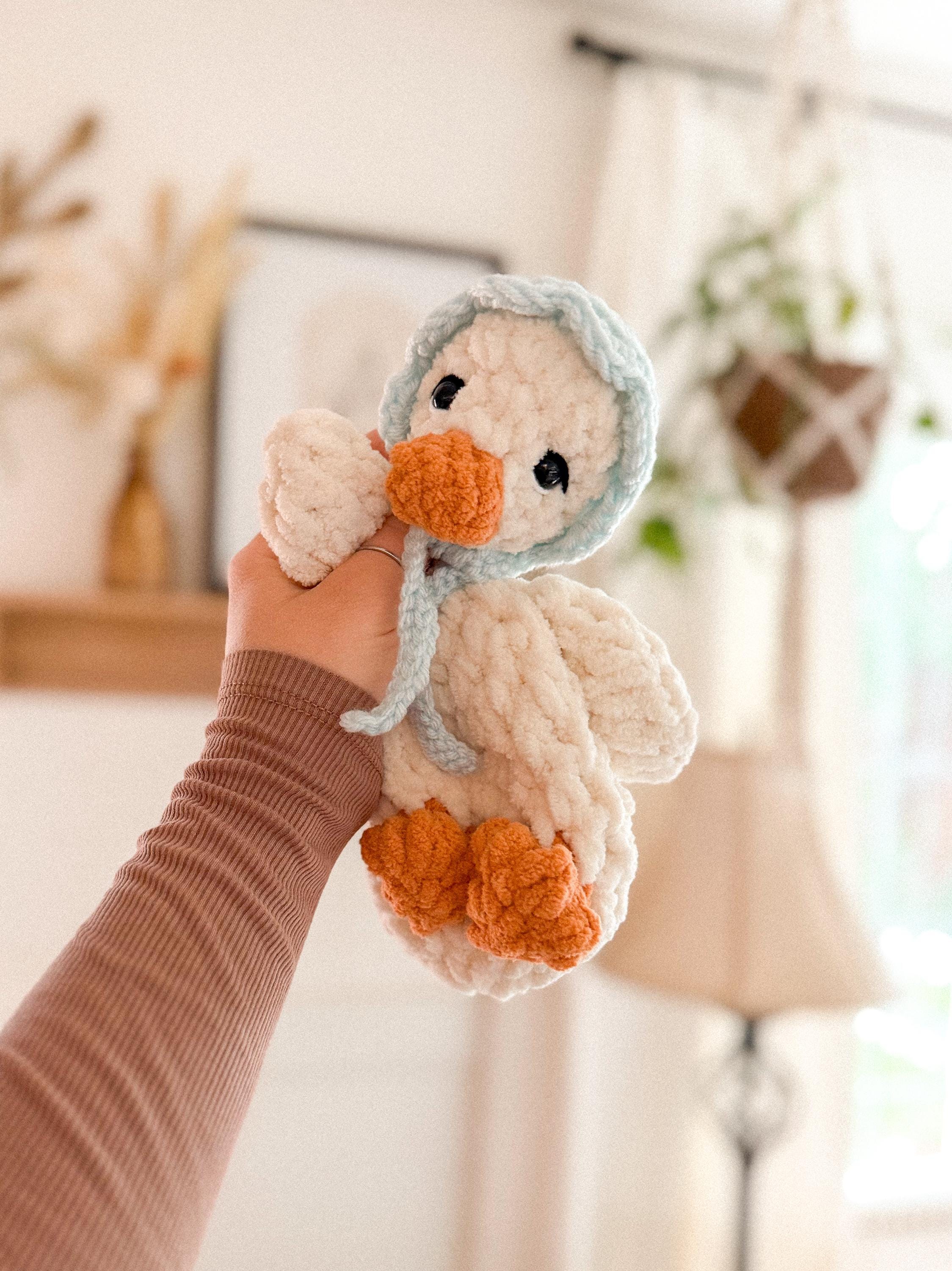 Dolly the Gosling Crochet Pattern | NO SEW Crochet Pattern | Cute ...