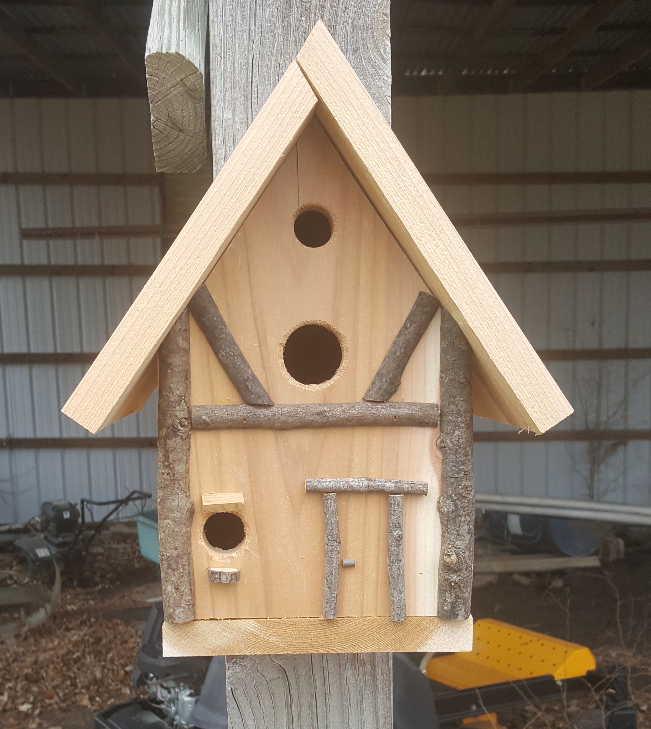 Forest Lodge Bird House - Etsy