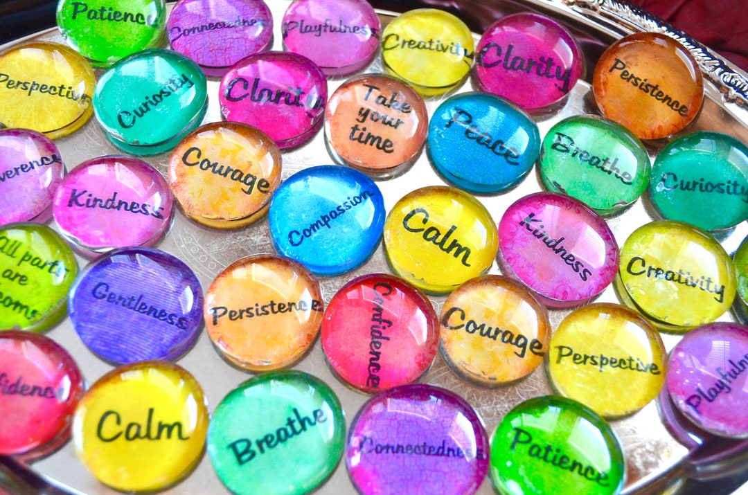 ART THERAPY SOUL Stones Set of 15 or 30 Glass Round Altered Art Collage ...