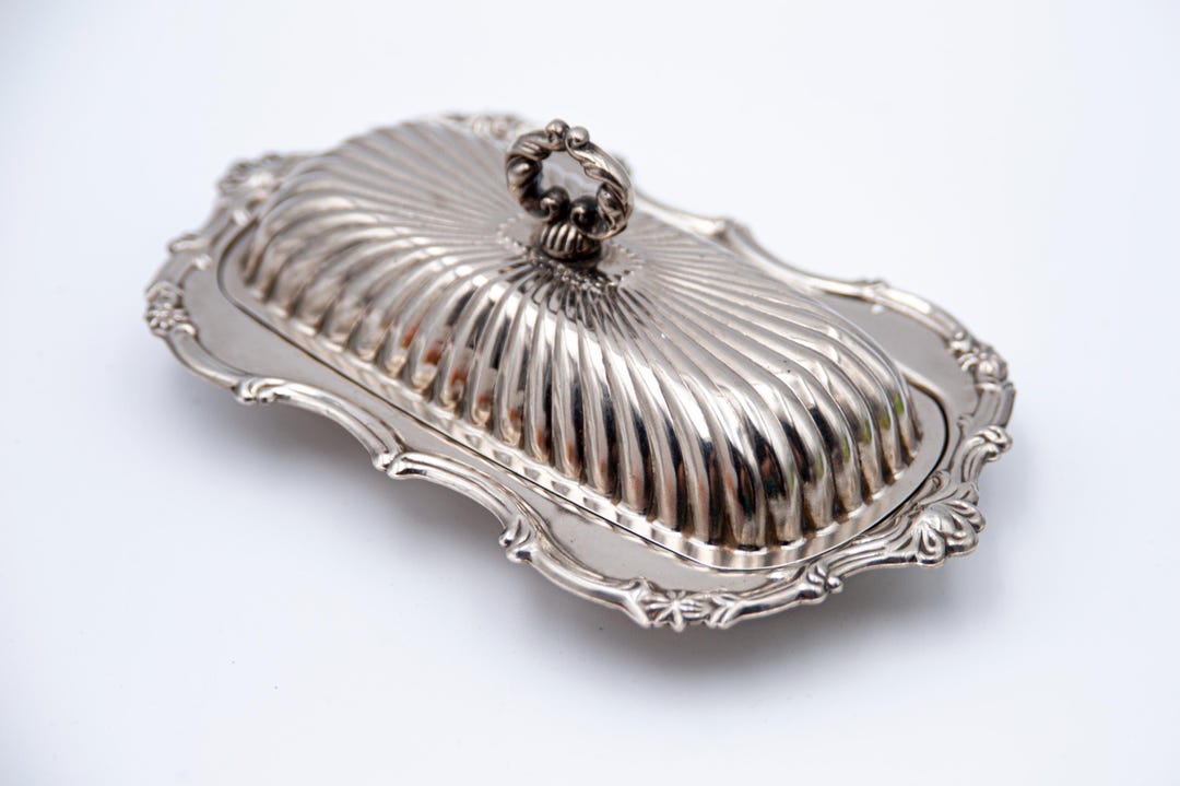 Vintage Silver Plated Butter Serving Dish, and Glass Insert Plate, E.P ...