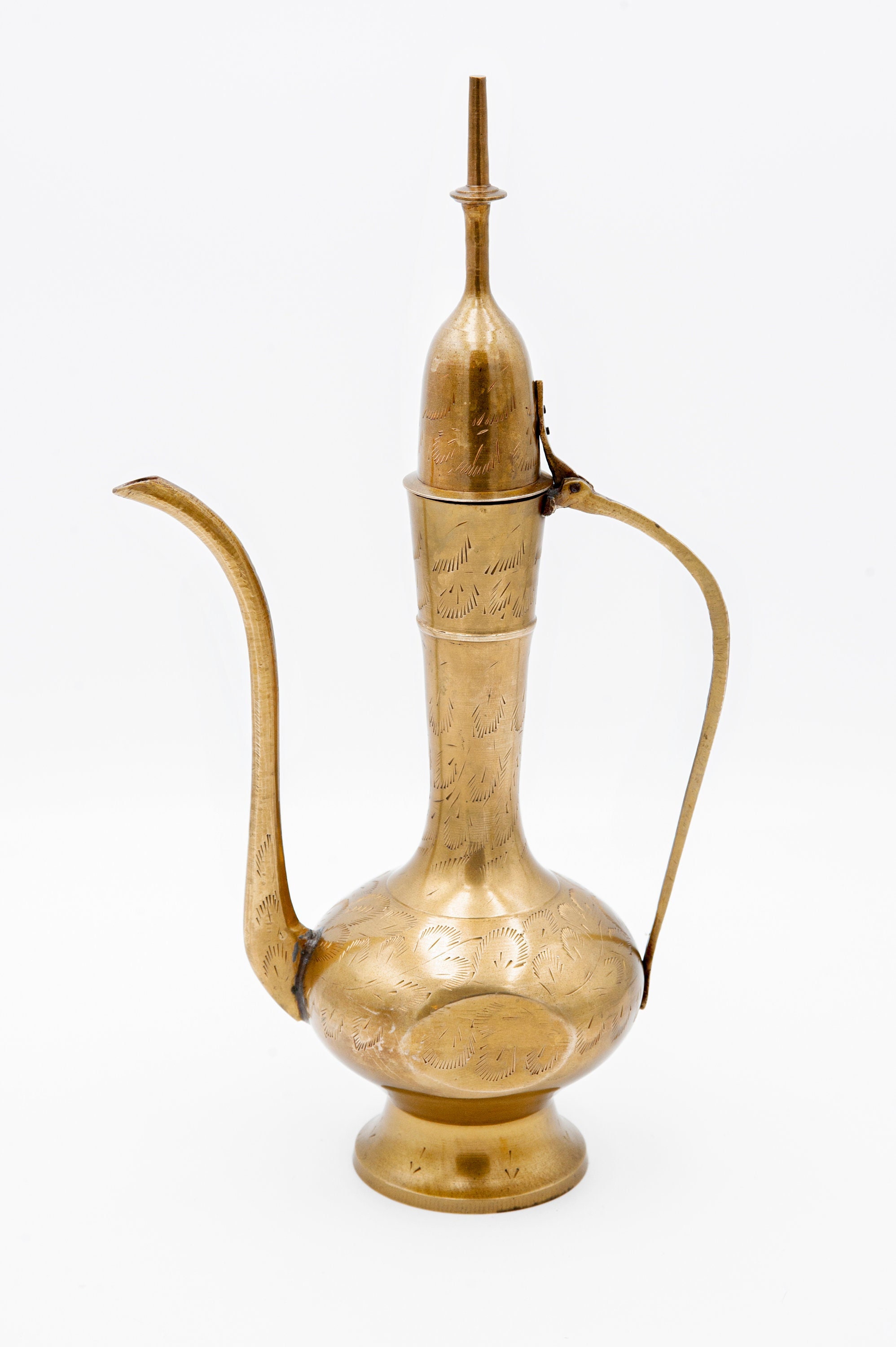 Vintage Solid Brass Teapot, Genie Lamp Pitcher, Made in India, Size 13. ...