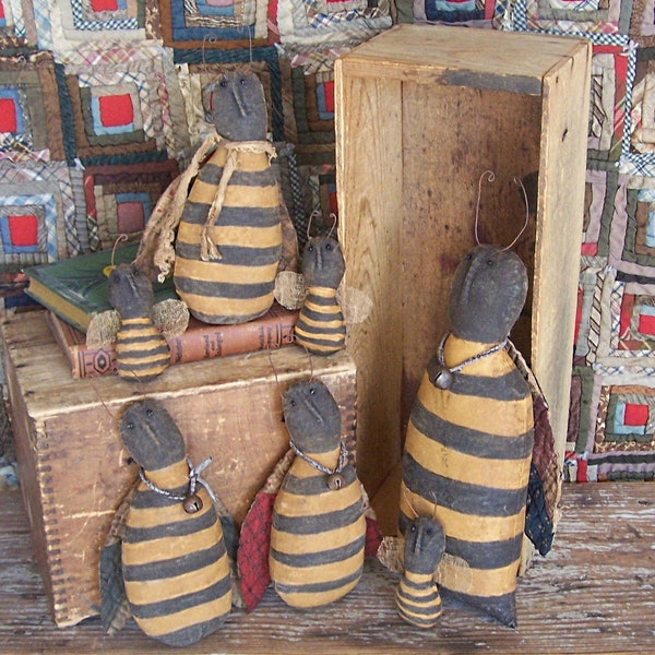 Primitive Bee - Etsy