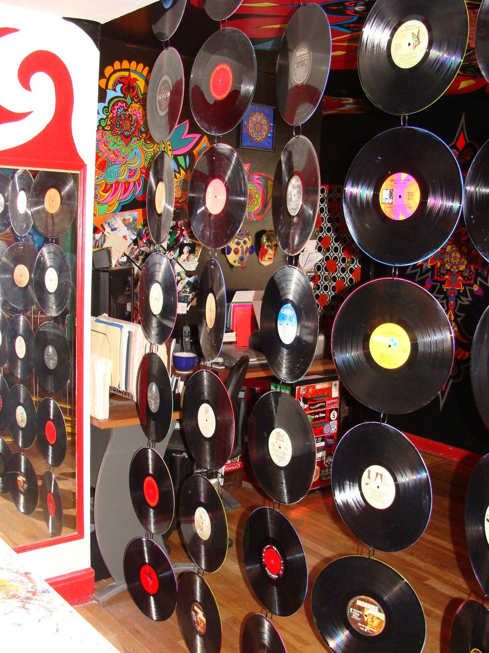 Custom Mandala Room Divider Made From 35 Painted Vinyl Records ...