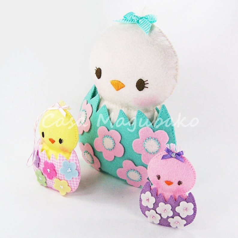 PDF Pattern - Chicken in an Eggshell Felt Pattern - Sewing Pattern - Felt Chicken Embellishment ...