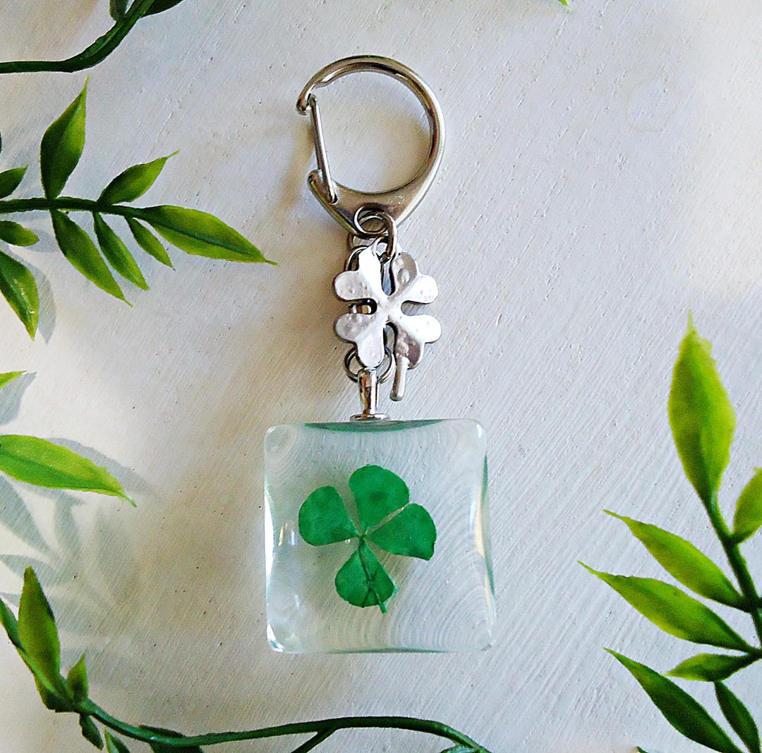 Lucky Bag Charm, Dried Four Leaf Clover Zipper Pull, Pressed Clover in ...