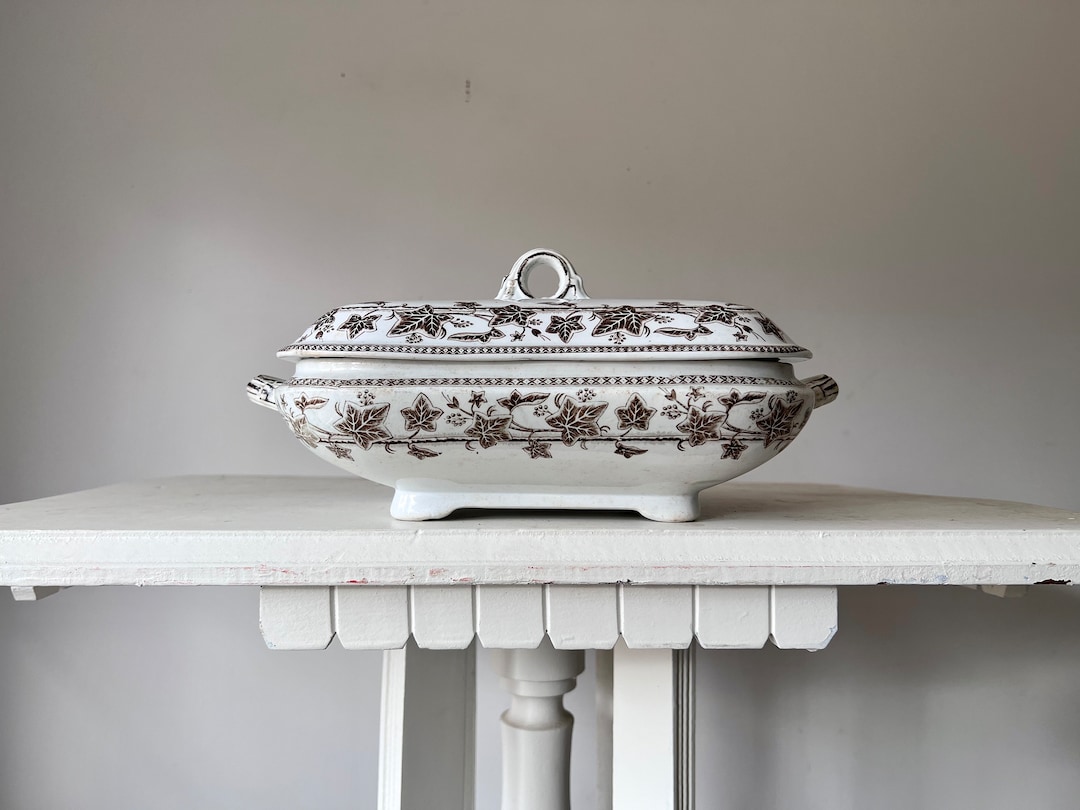 Foley Potteries Ivy Covered Vegetable Dish - Etsy
