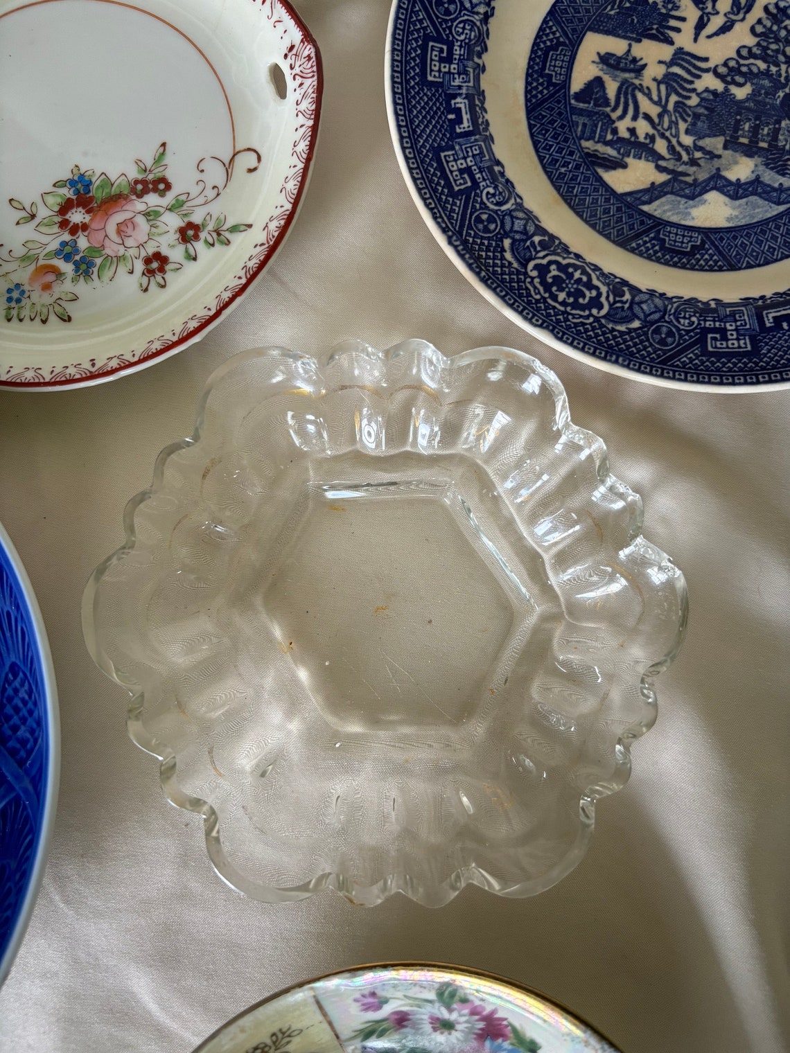 Collection of Vintage Decorative Plates - Etsy