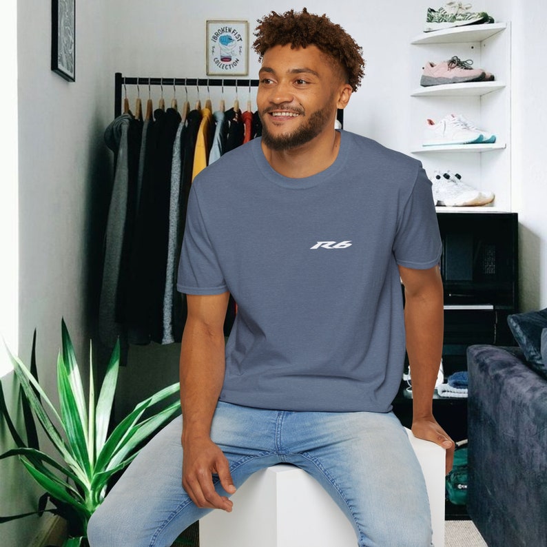 R6 Outline and Logo T-shirt - Etsy