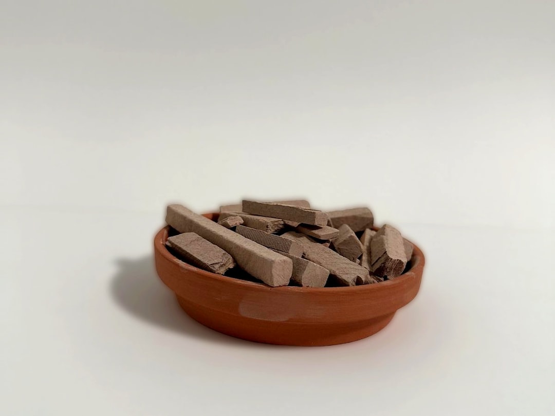 Organic Indian Red Slate Pencil (saleti) - Taste the Earthy Goodness ...