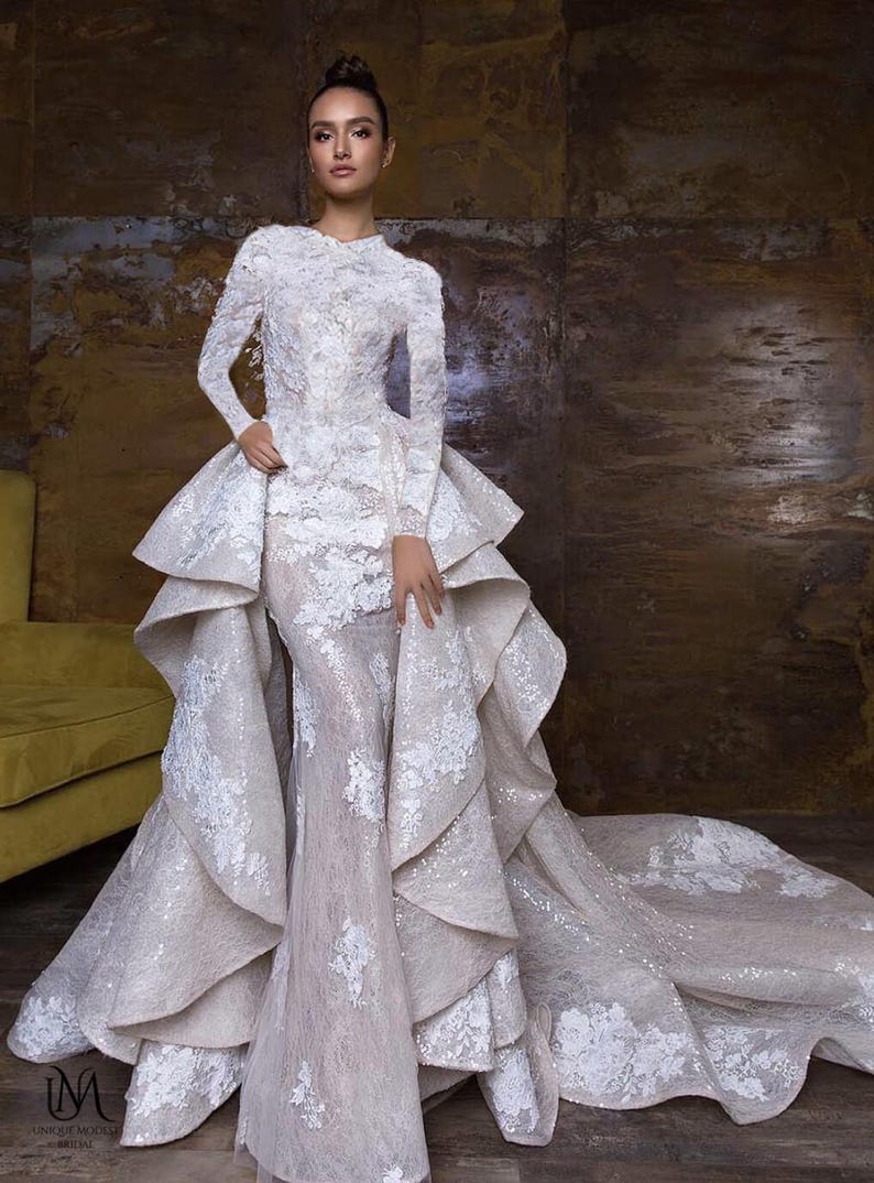 SALE: 850USD ONLY! Best-selling Modest Mermaid Wedding Dress / Bridal ...