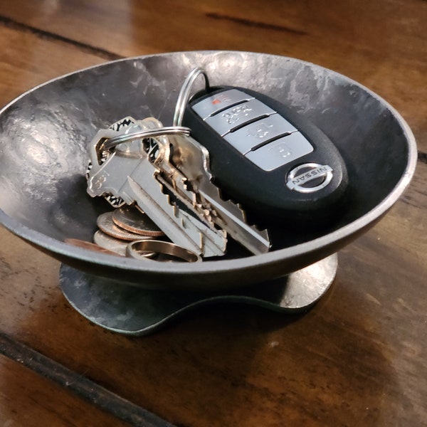 Iron and Steel Gifts - 60+ Gift Ideas for 2024