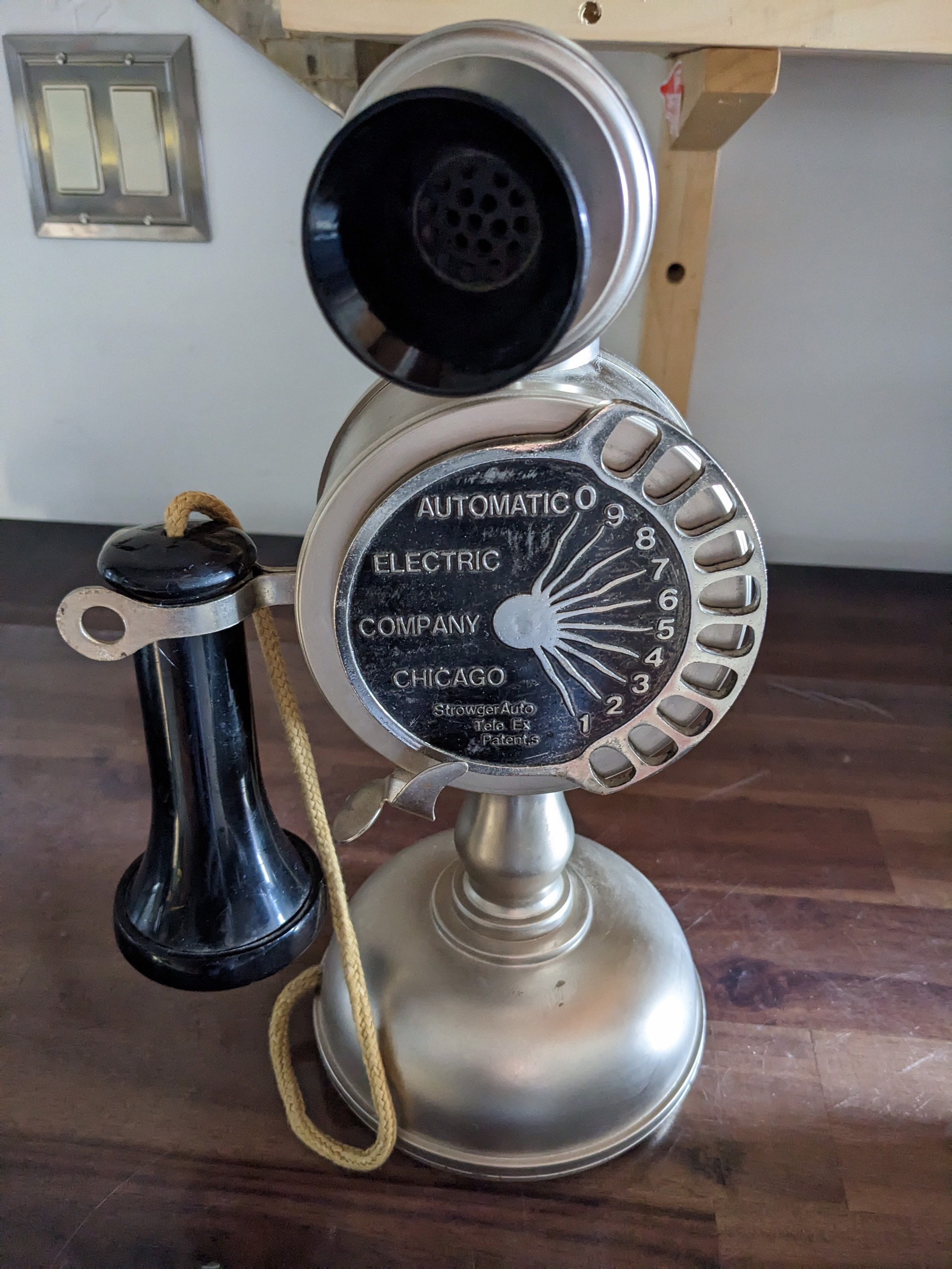 Telephone Automatic Electric Co Logo