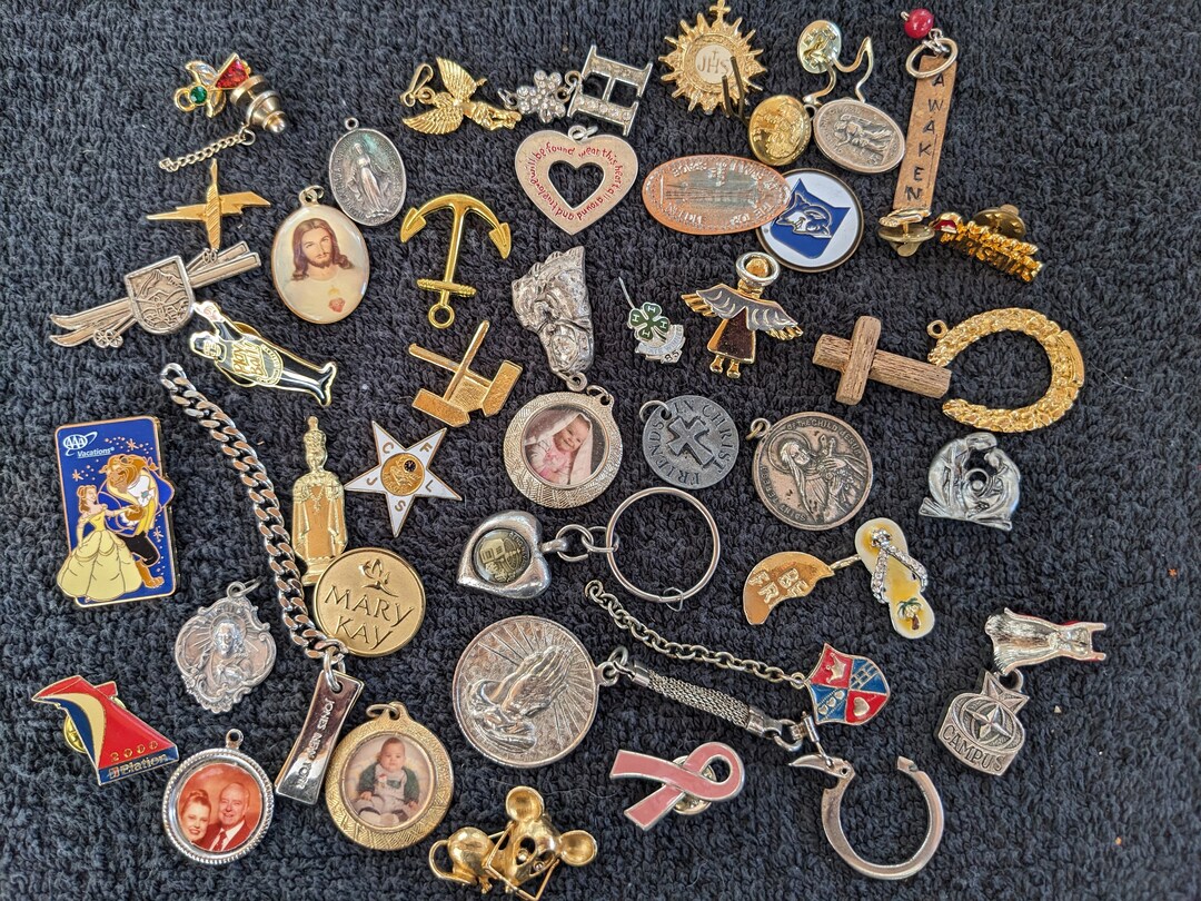 Collectible Retro Religious Vintage Charm Key Chains Pendant - Etsy