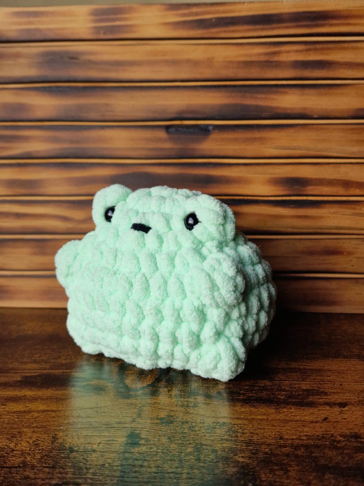 Amigurumi Crochet Fluffy Chenille Green Frog With Bum - Etsy