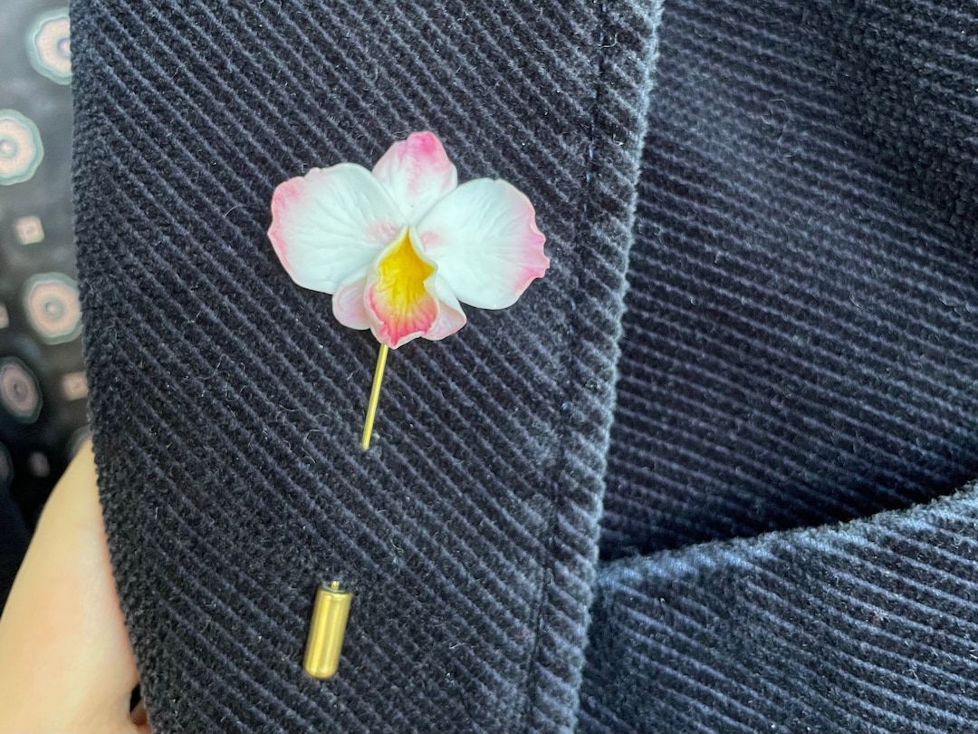 White Orchid Flower Lapel Pin for Men, Suit Lapel Pin, Boutonniere Pin ...