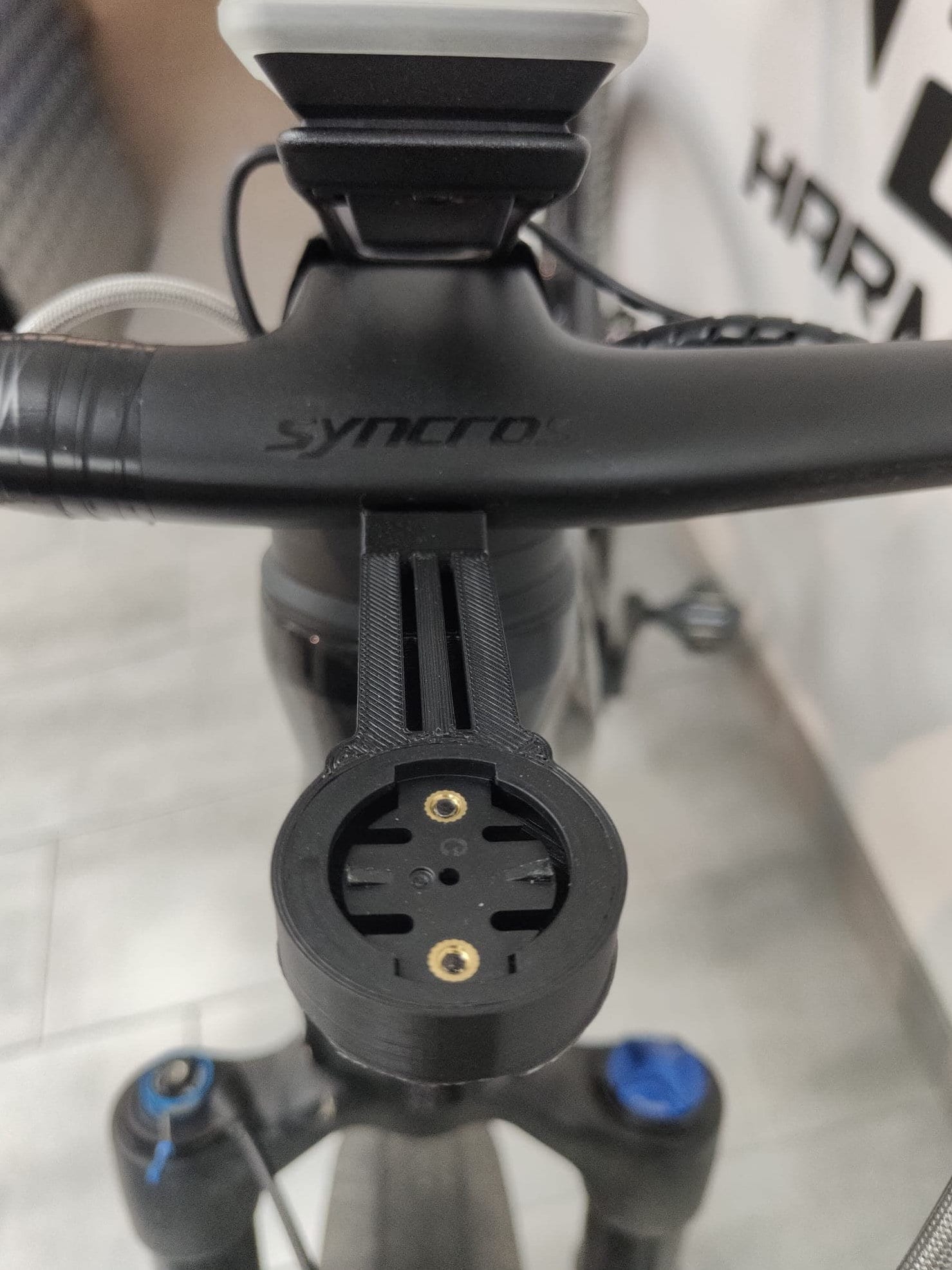 ZIPP Wall Mounted unscrewing Speaker Bracket