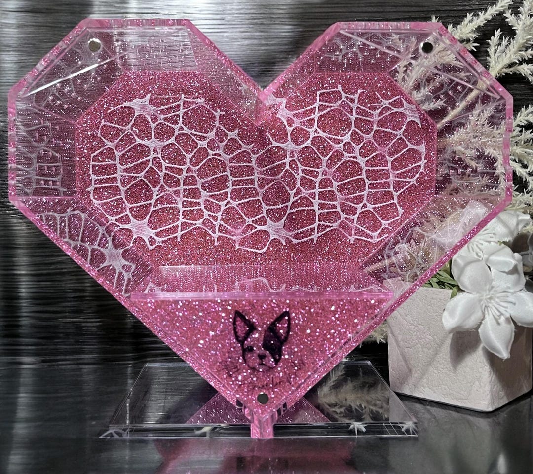 The Guardian Heart - Jumping Spider Enclosure - (pink Heart W/webbing ...