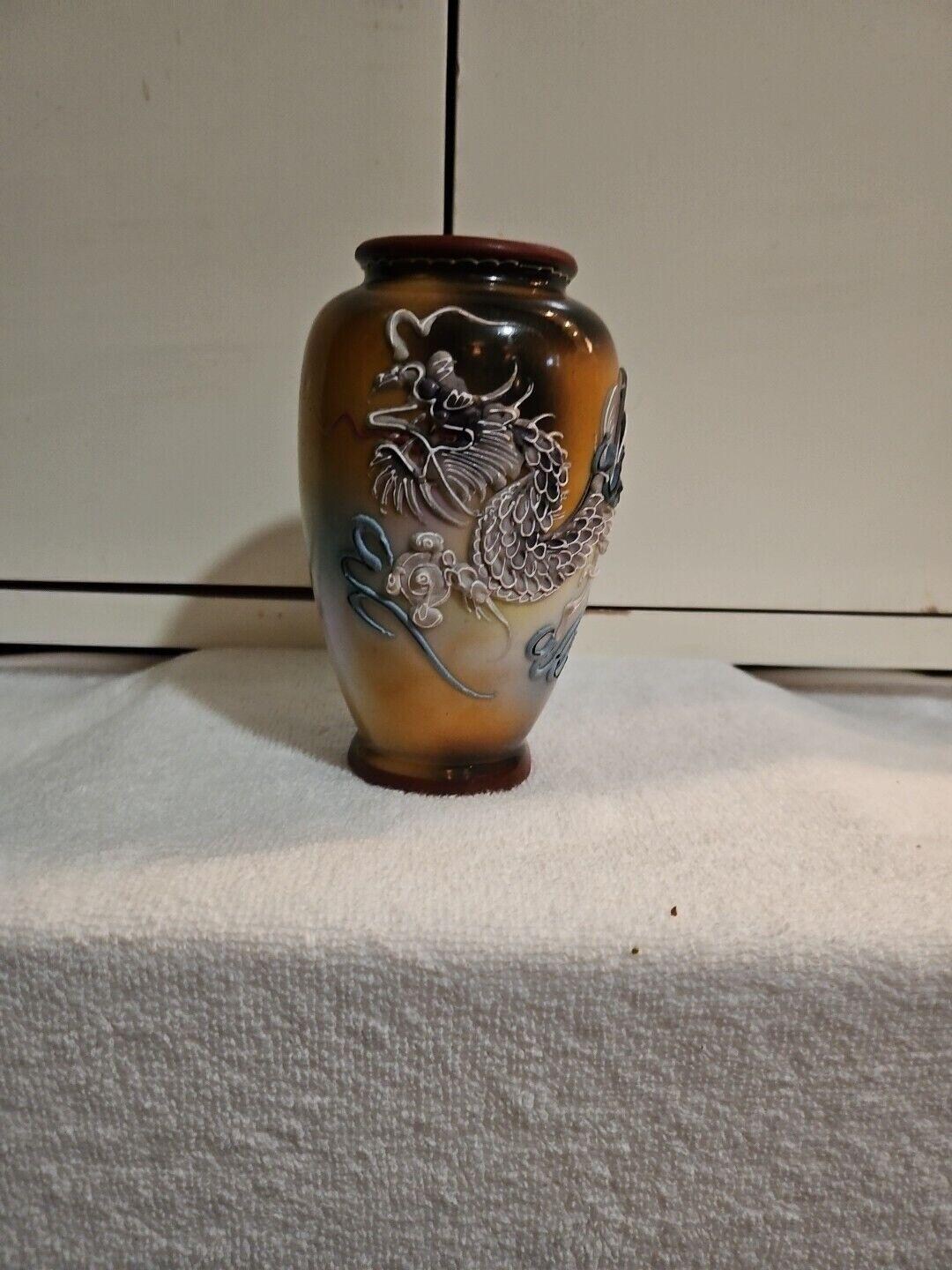 Vintage Dragon Motif Dragonware Textured Moriage 5" Tall Vase Japan ...