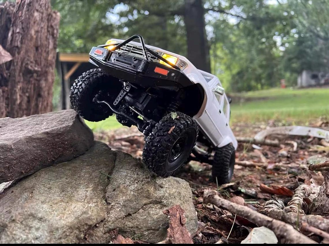 NEW DEFENDER RC Car Crawler Full Scale 1/16 Mode Powerful 4WD Climbing ...