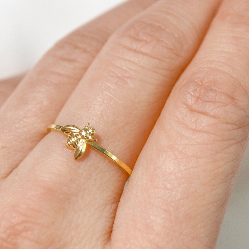 Bumble Bee Ring - Etsy