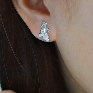 Oak Leaf Studs // Silver or Gold . Tiny Leaf Studs . Oak Leaf Earrings ...