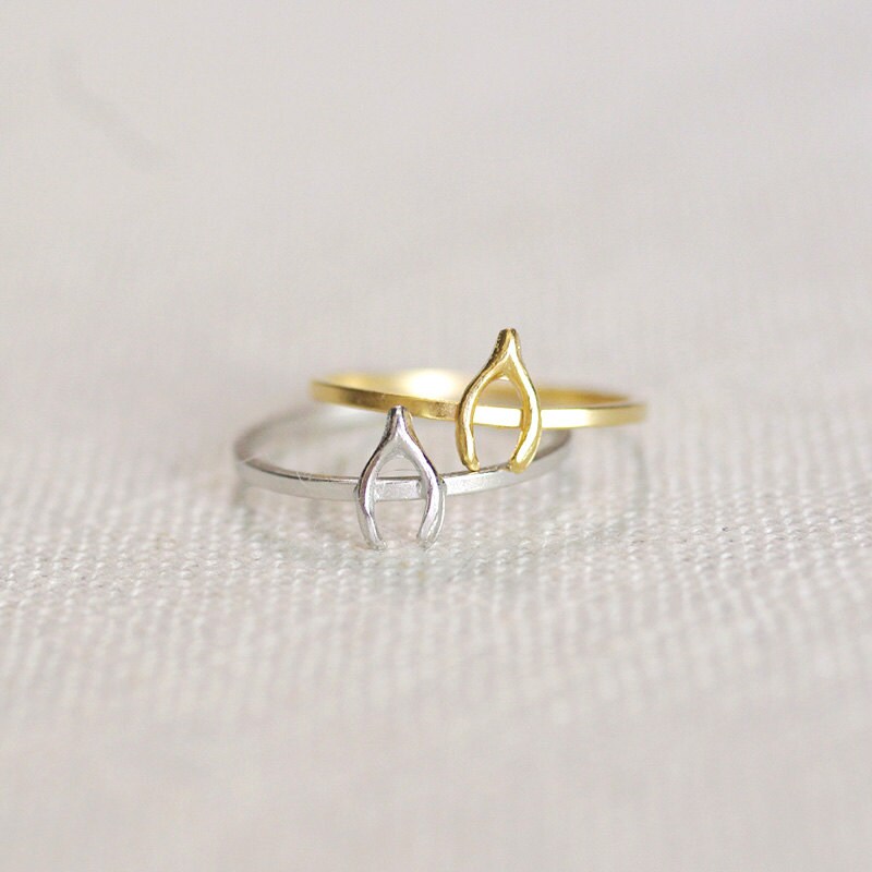 Wishbone Stacking Ring // Silver or Gold Filled . Wish Bone - Etsy