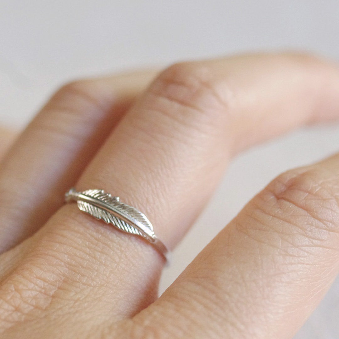 Dainty Feather Ring // Silver or Gold Filled . Bohemian Feather Ring ...