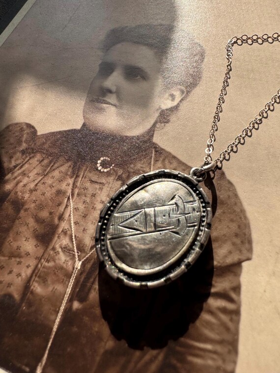 Antique Victorian locket | rare late 1800's sterling… - Gem
