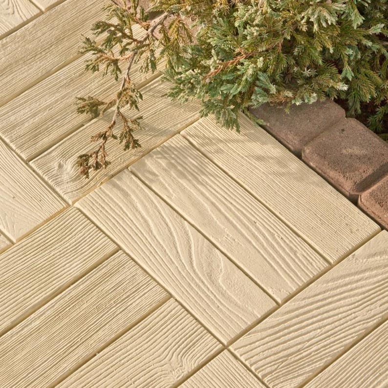 Three Boards - Concrete Mold for Stepping Stones and Garden Walkways ...