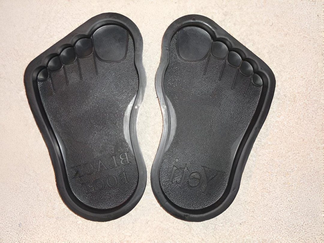 Big Foot - Plastic Mold for Making Concrete Paving Slabs and Garden ...