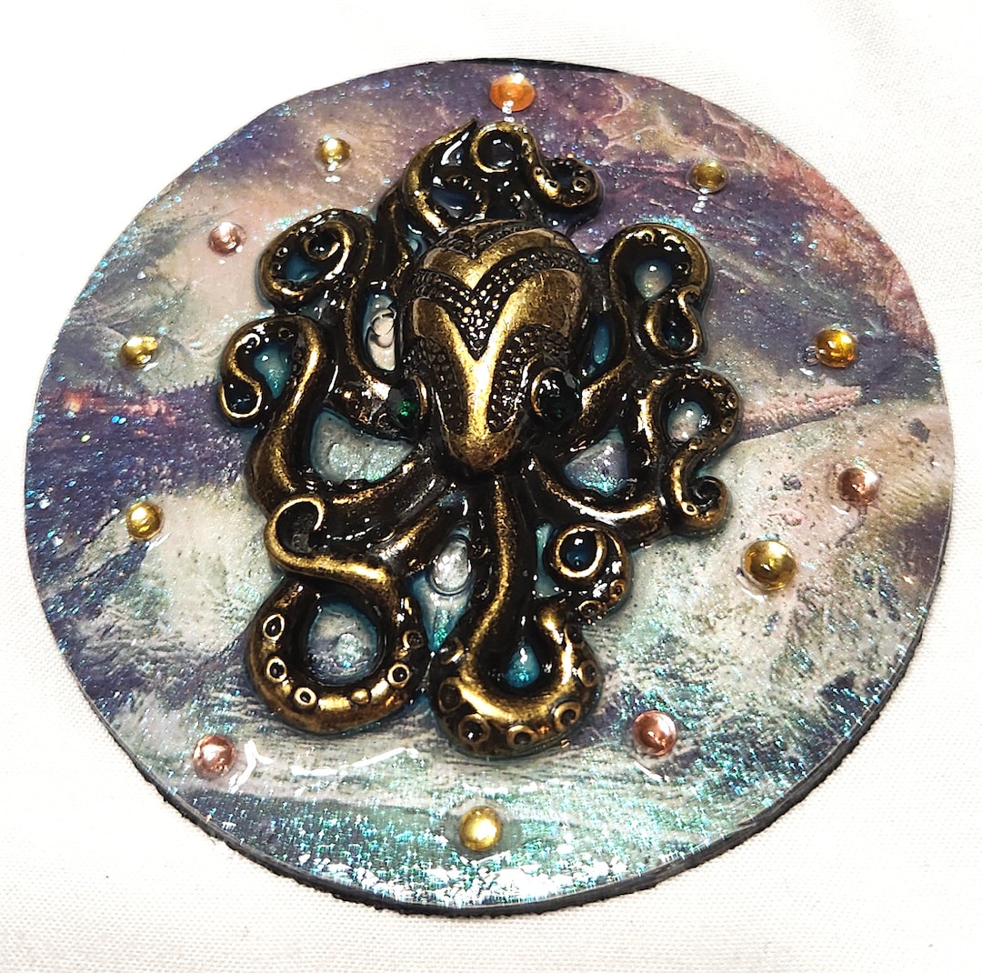 Eldritch Octopus Magnet - Etsy