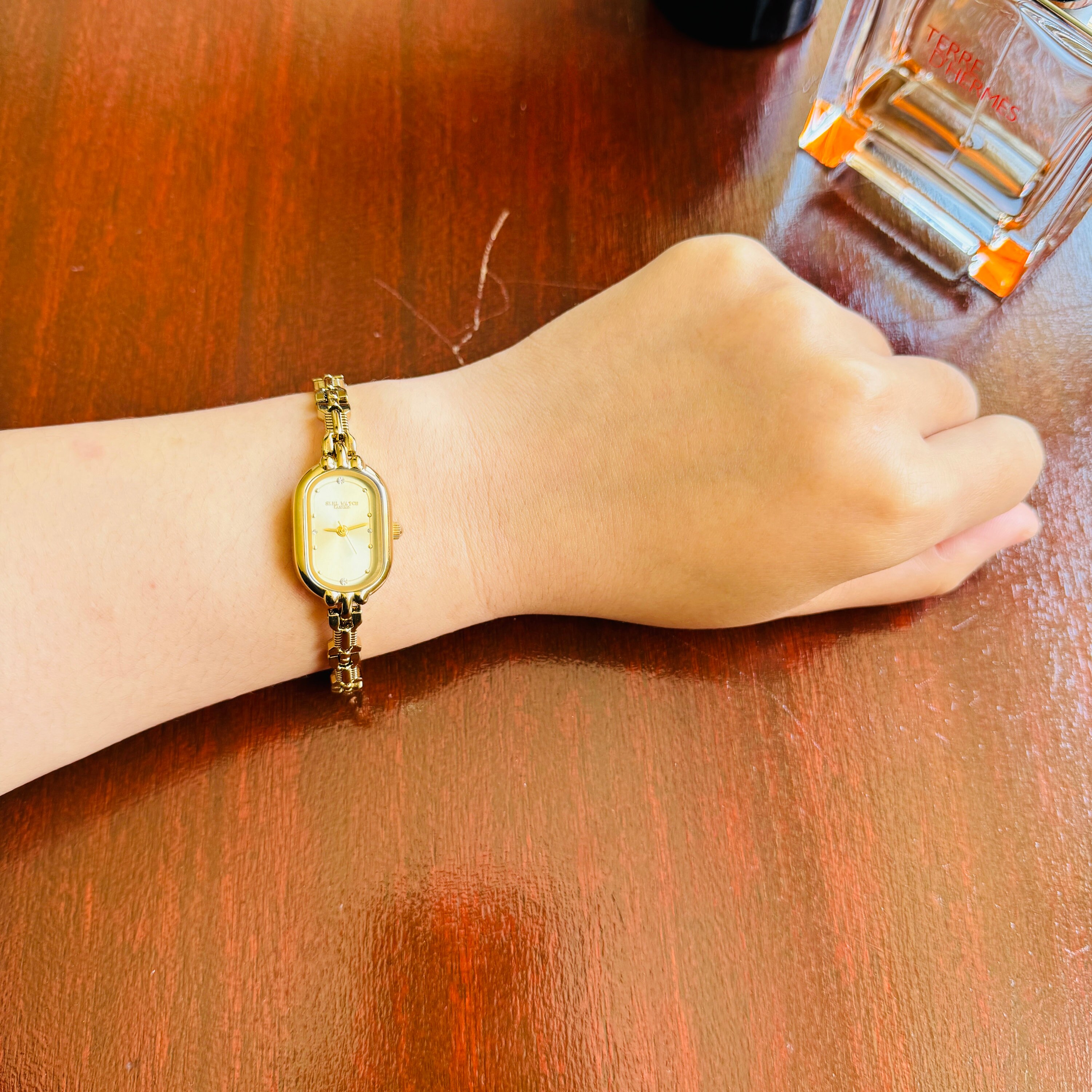 Women Gold Watch Vintage Style Watch Jewelry Watch Oval Watch Cocktail ...