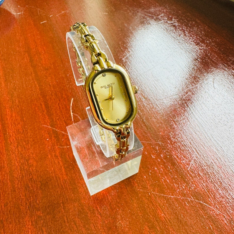 Women Gold Watch Vintage Style Watch Jewelry Watch Oval Watch Cocktail ...